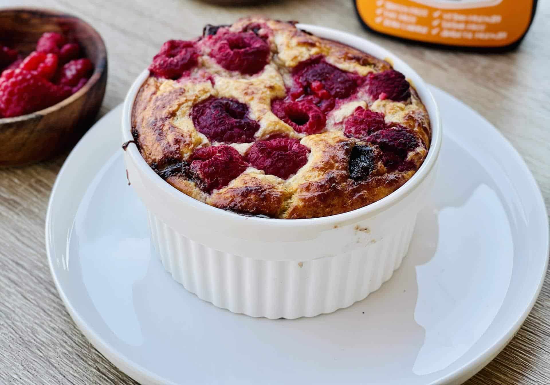 Raspberry Hazelnut Baked Oats - Dietsync